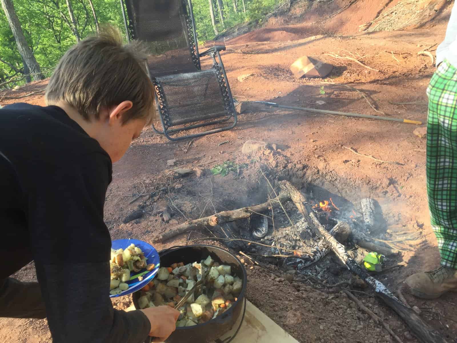 Dutch Oven Cooking in the Campfire! – Ridge Haven Homestead