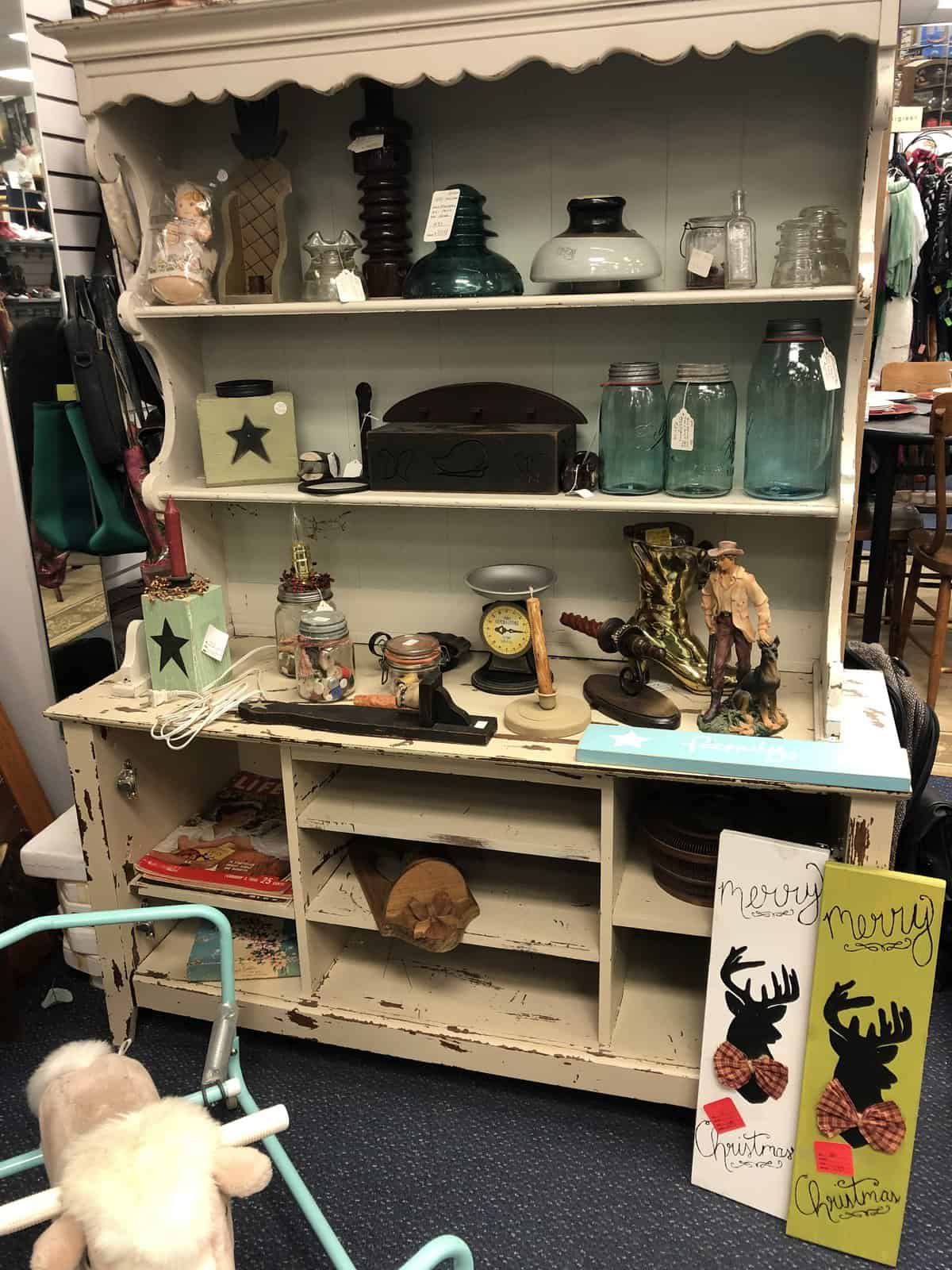 A Vintage Thrift Store at Christmas! - Ridge Haven Homestead